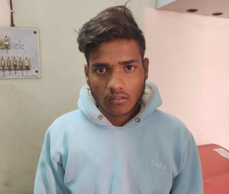 Murder with a knife in Golabazar area of Raipur Murder of Guru Ghasi ...