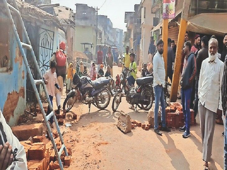 Case of Line Mohalla, possession was not received even on the orders of ...