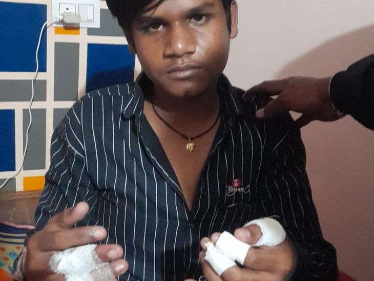 Stitches in 6 fingers, youth demanded ban from SDM and station in ...