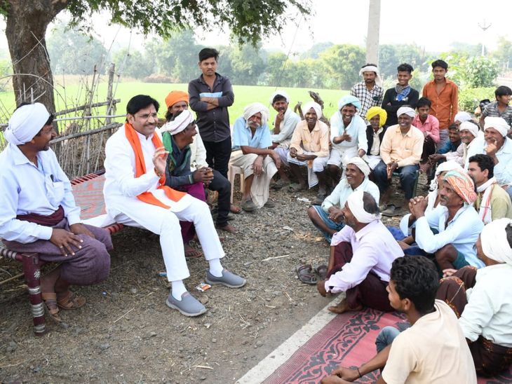 Dr. Sumer Singh Solanki gave information about PESA Act in Bareilly ...