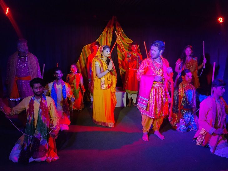 The play written by Hariram Acharya raised many questions, Dilip Bhatt ...