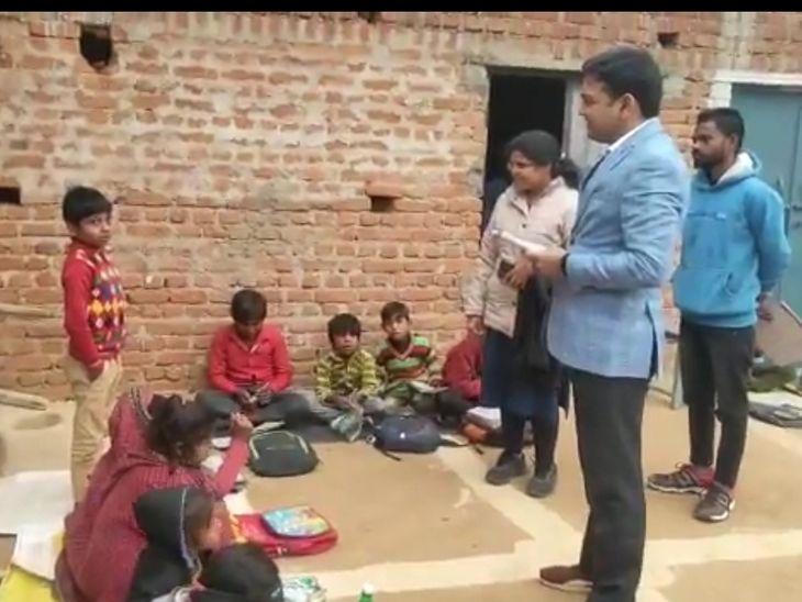 In Chaumau Khas Panchayat of Prithvipur heard from the child two and ...