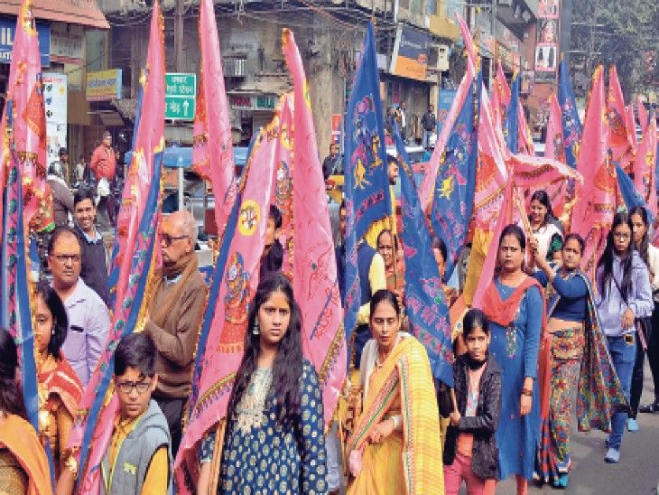Shri Shyam Sankirtan Festival started in Matkuria with a grand Nissan ...