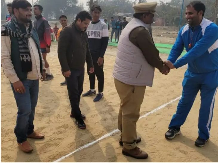 Station President Bachhrawan inaugurated by cutting the ribbon ...
