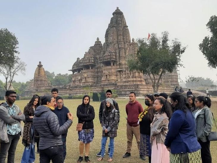 Overwhelmed by the cultural heritage of the state, the 'Know India ...