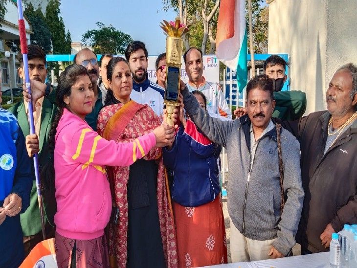 Khelo India Youth Games torch torch relay rally reached Dhar, welcomed ...