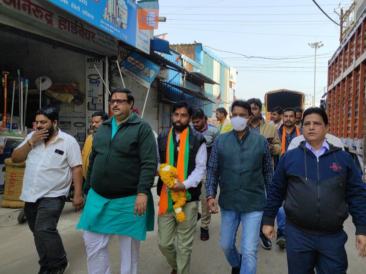 Minister Tulsi Silavat reached Manawar, Congress District President ...