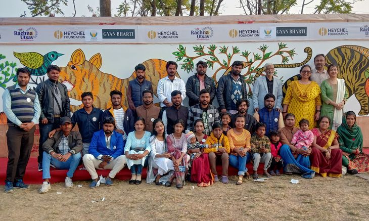 Made by 35 artists with the help of 300 people; depicts tiger folklore