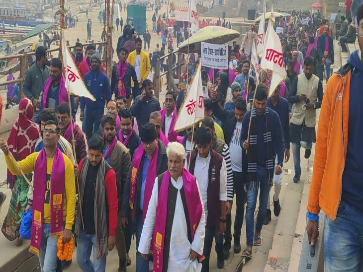 Ghatwalk by students and professors from Rewa Ghat to Rajghat in Varanasi