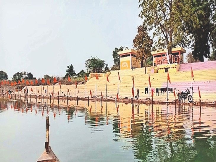 After 17 years, after the construction of a new ghat in Dharaji, the ...