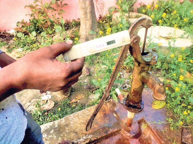 TDS of Chapakal water of Middle School Mahua is 401 and that of Pravi ...