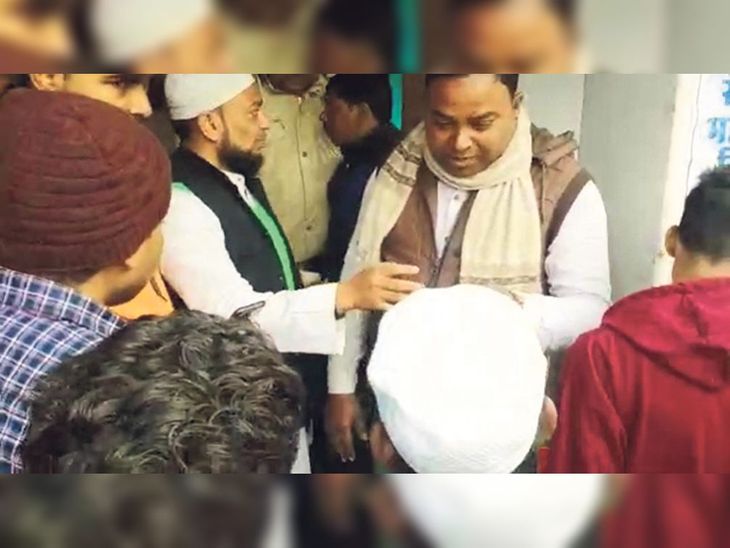 Enraged by slogans raised for freedom fighters, miscreants treated ...