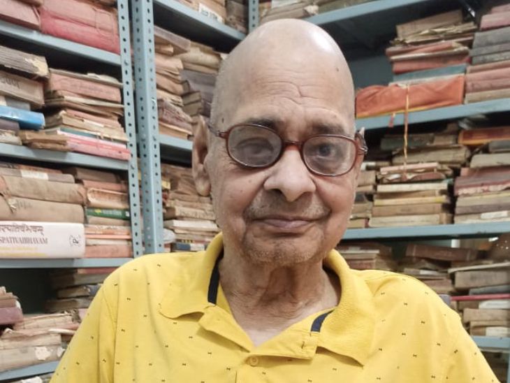 Even at the age of 85, his activism towards literary practice continued ...