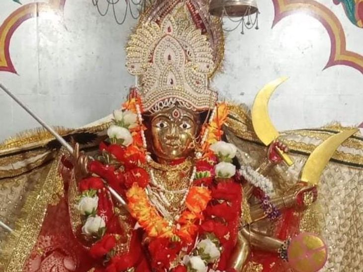 Alha-Udal's brother had established the statue, devotees come from many ...