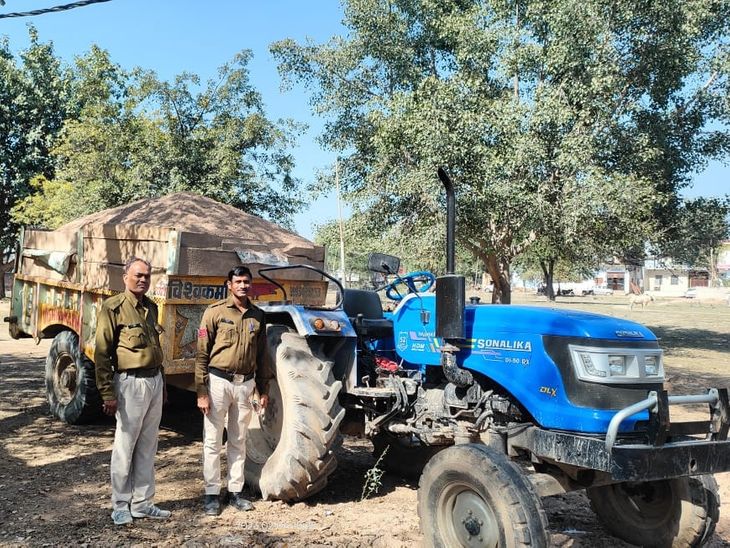 Police seized tractor-trolley filled with sand, case registered against ...