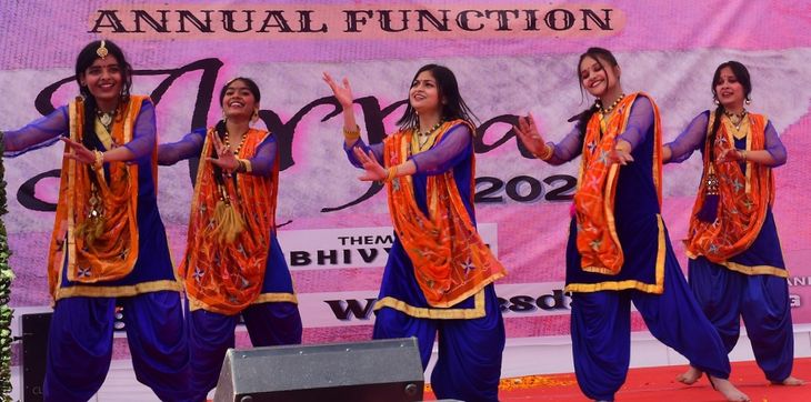 Students perform brilliantly with expressive theme in Arpan 2023 ...