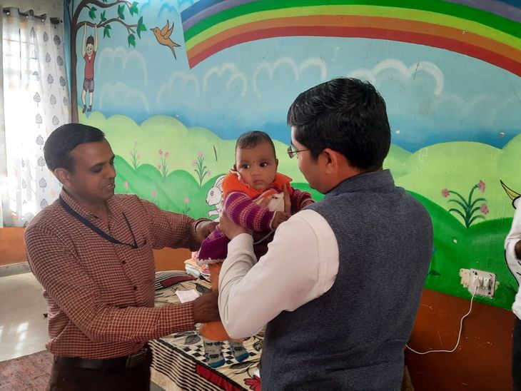 The District Collector made a surprise inspection of the infant home ...