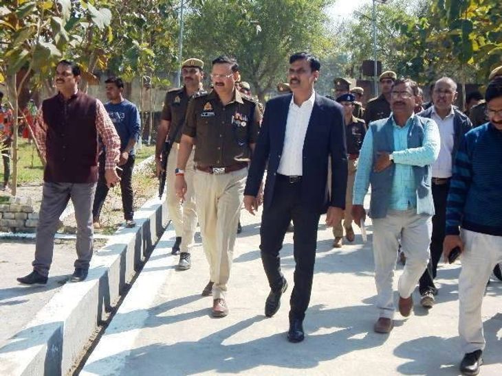 DM said - To make the circumambulation of the devotees easy, get all ...