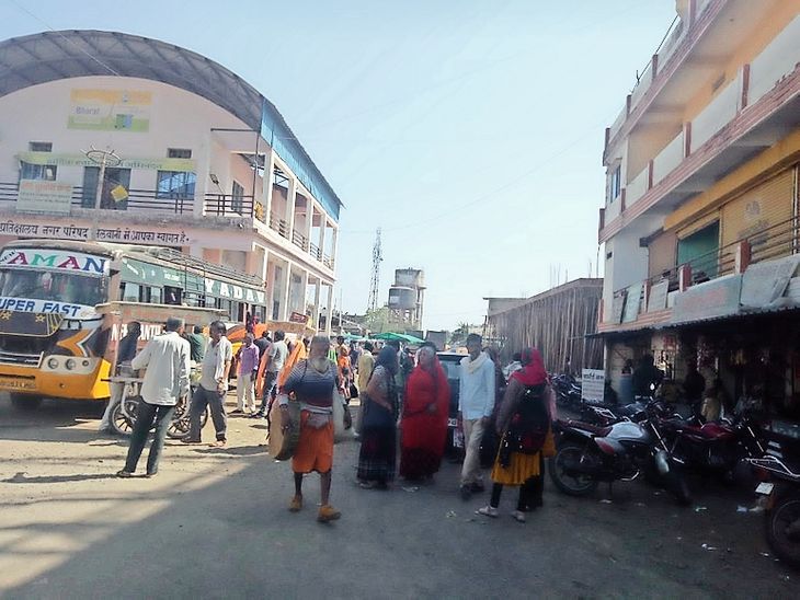 For CM's meeting, buses were acquired and sent to Sagar, the remaining ...