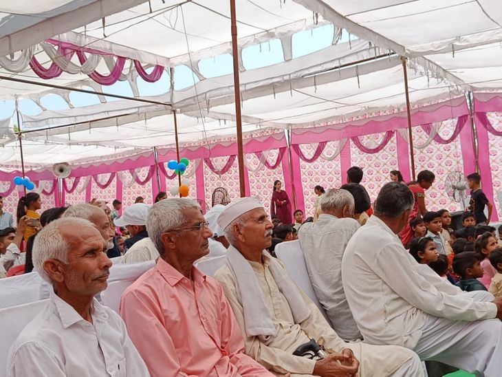 Students tied the cultural presentation, the MLA inaugurated by ...