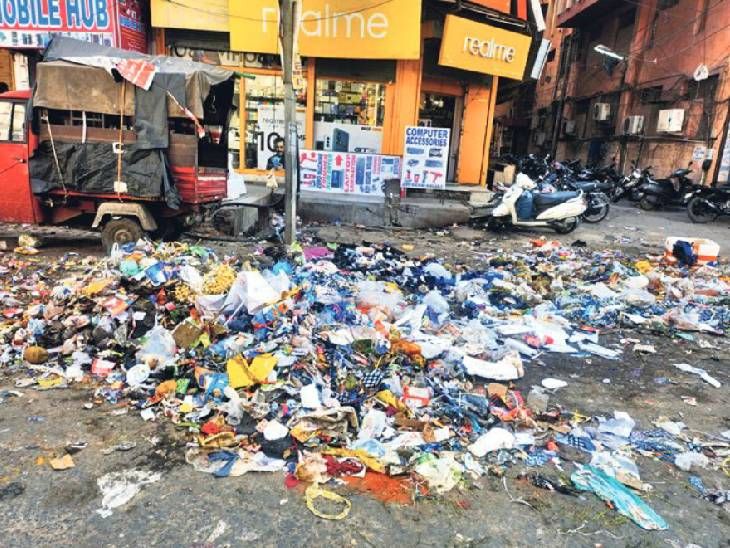 Hooper coming in 5 days, 22 Congress councilors complain to Mayor in ...