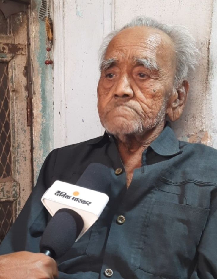Ratlam's freedom fighter Rajmal Chouradia passed away, collector and SP ...