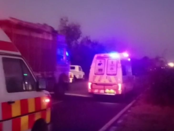 Ratlam (MP) Bus Truck Accident Update; 2 Killed, 15 Injured | Ratlam News