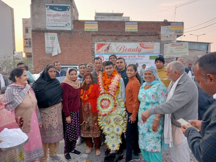 Kaithal- Calram village, Sector-18, Vishal Kundu became a lieutenant in ...