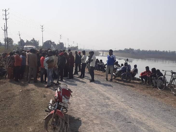 Auto driver's clothes found on the banks of canal in Rewa, water ...