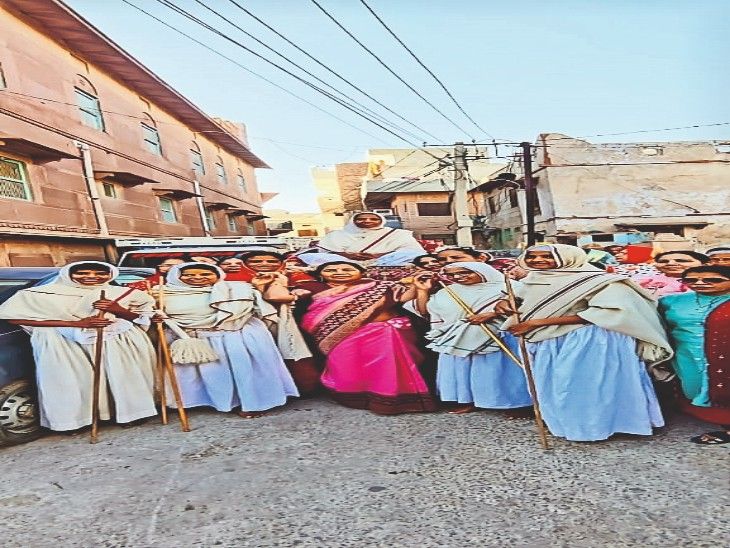 Programs were held on the completion of 77th Ayambil of Vardhaman Tapa ...
