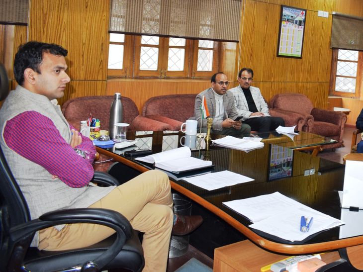 Kullu DC Ashutosh Garg | Kullu Officers Meeting | Winter Carnival ...