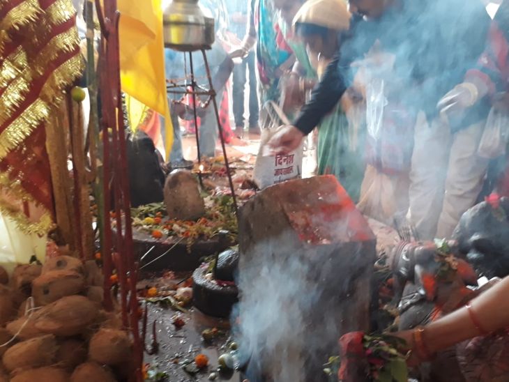Two day fair organized in Kundeshwar Dham Mahadev Mandi Savarjhoi ...