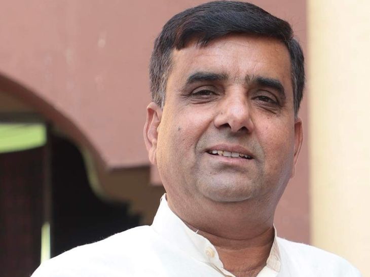 MLA Hakam Ali Khan and RC Chaudhary got place | AICC में बढ़ा फतेहपुर ...