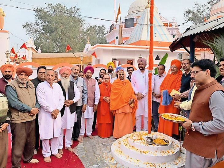 Swami Shankar Puri Maharaj was the one who connected the servants with ...