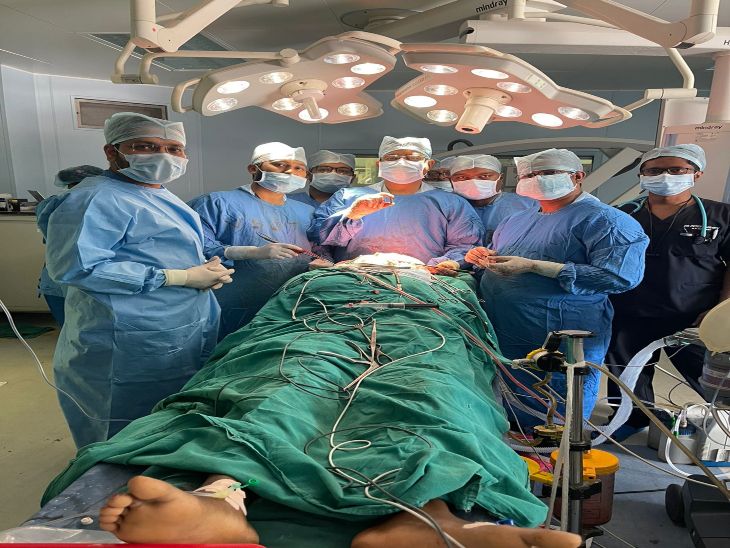 Complicated operation lasted for six hours, removed the bullet stuck in ...