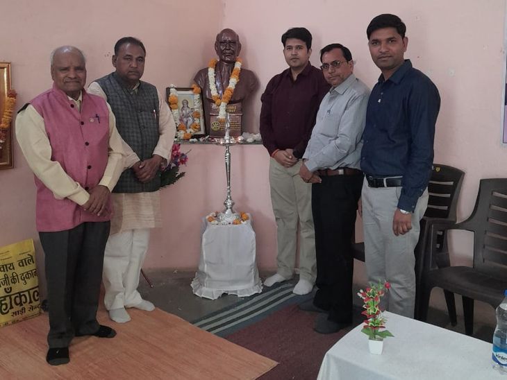 SDM Sandeep Shiva said- It is our responsibility to help the needy people of the society | विश्व ...