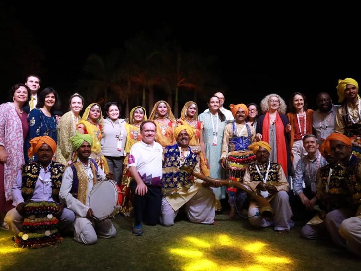 On the eve of farewell, the guests also showed the performance of ...