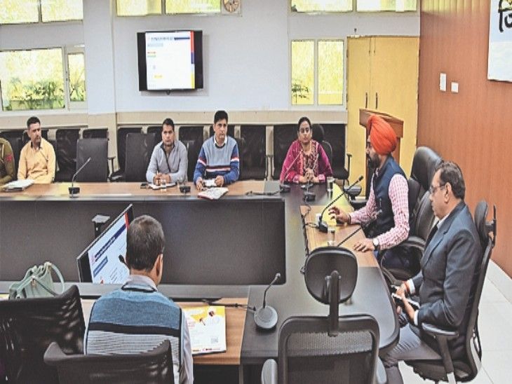 Get 10 years old Aadhaar card updated by visiting designated CSC: ADC