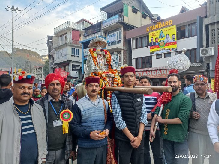 Mandi Shivratri Fair. Padhar's Pahari Bajir Dev Pashakot. celebrate ...