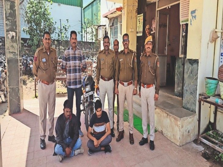 Two kg 900 grams of opium seized from two people, 50 grams of ganja ...