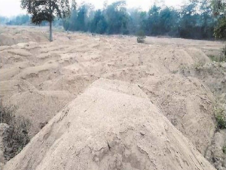 Liquor syndicate occupied six sand ghats, hundreds of forms were filled