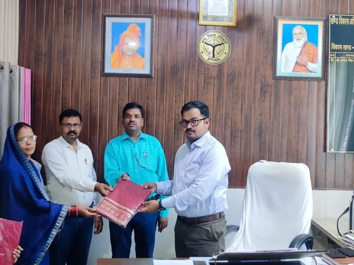 BDO Amit Kumar distributed, got help from Social Welfare Department ...