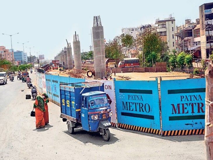 Metro construction work continues, barricading will be removed from ...