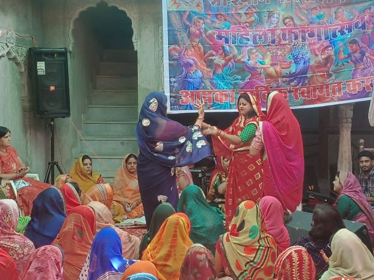 A grand program was organized, presentation of more than one song ...