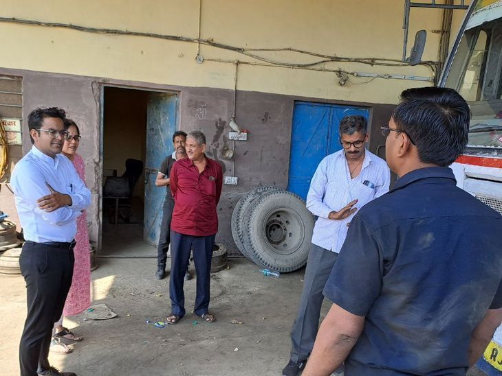 8 March 2023: Md Nathmal Didel inspects Pali Roadways depot in ...