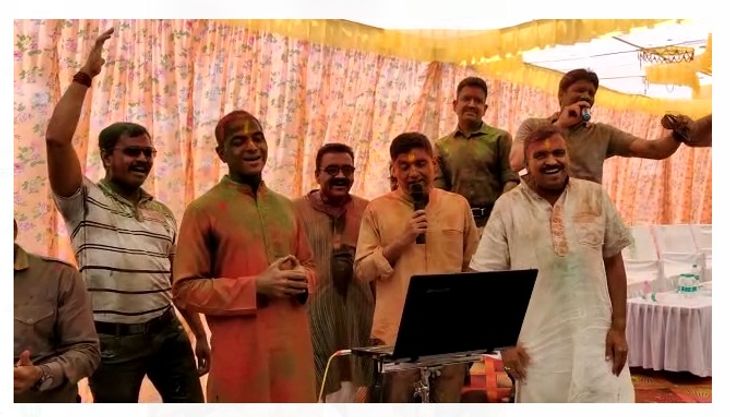 IG DIG SP sets the tone on film songs | जय जय शिव शंकर पर IAS और IPS ...