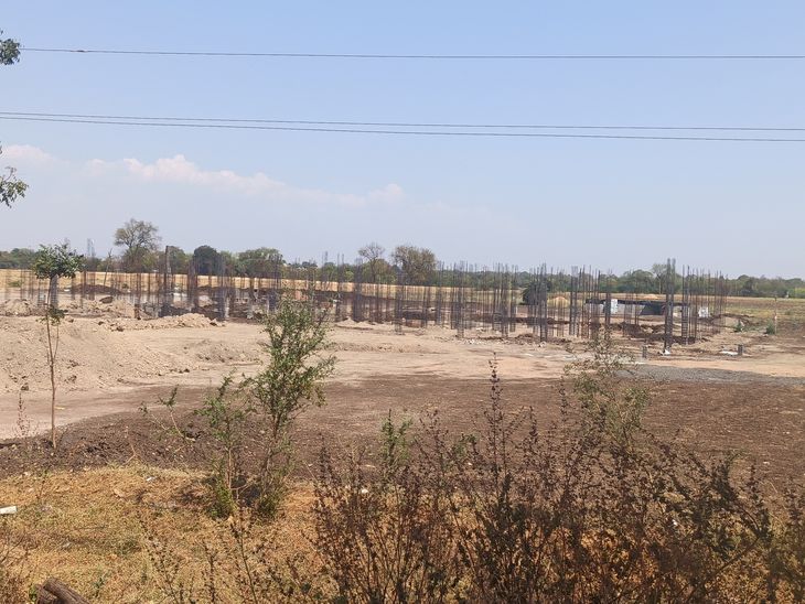 Manawar got gift of 50 bed multi storey new civil hospital | अस्पताल का ...