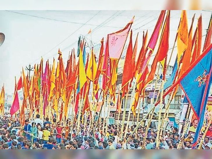 The work of making Ram Navami flag and idol goes on throughout the year ...