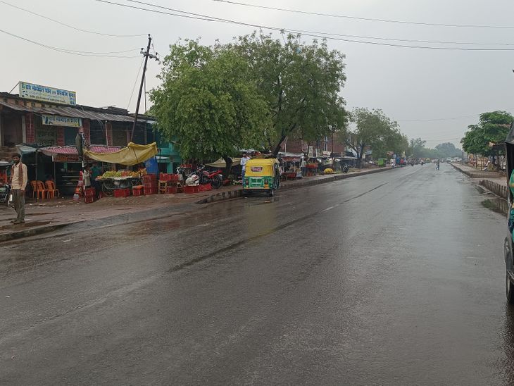 Waterlogging on the highway, damage to Lahi and wheat crops | कानपुर ...