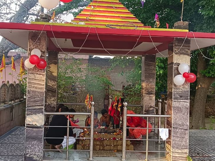 Queue started in Anupshahar since morning, devotees worshiped according ...